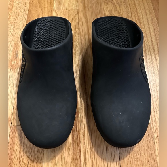 calzuro | Shoes | Calzuro Clogs | Poshmark